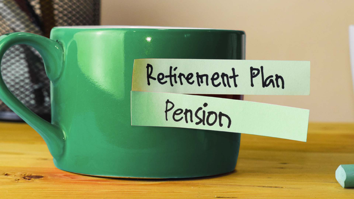 Retirement Fund vs Pension Fund: Key Differences Explained - CoMoney